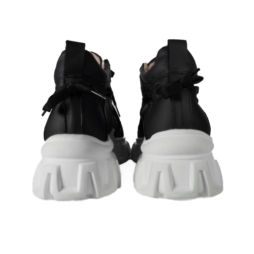 LUTT black & white | sins mexico